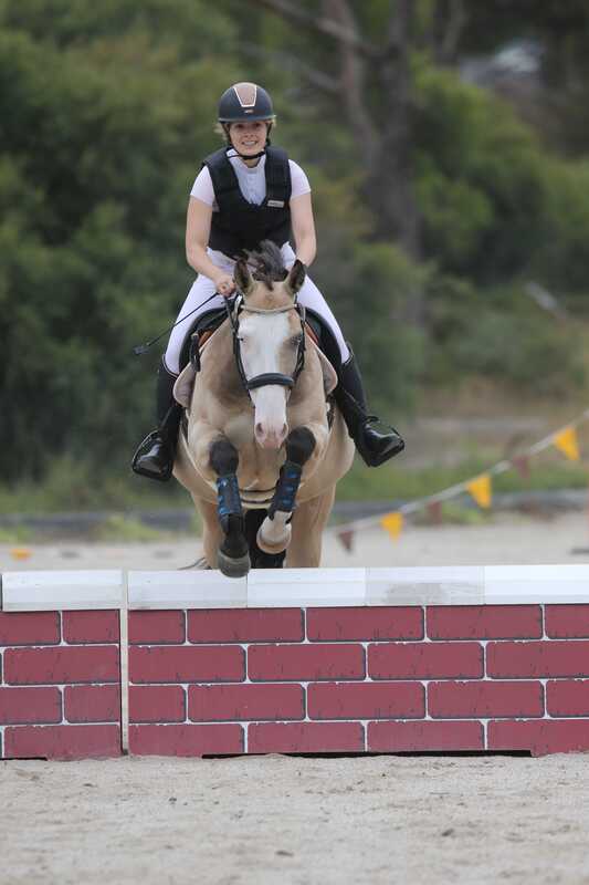 LPC_18_02_2024_0878 :: D Grade R1 18th February 2024 :: whythelongfaces